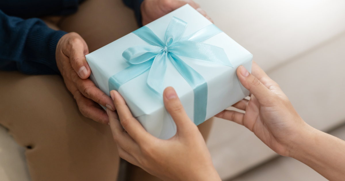 20 Parkinson’s-Friendly Gifts | Parkinson's Foundation
